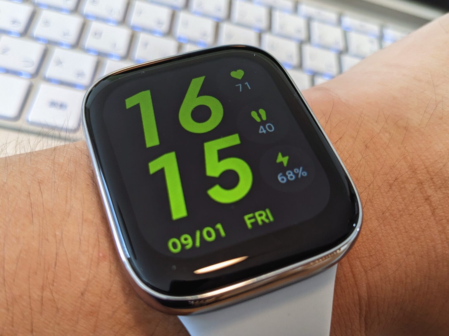 『Redmi Watch 3 Active』と『Redmi Watch 3』を比較してActiveを購入した理由を紹介 | デジしろ